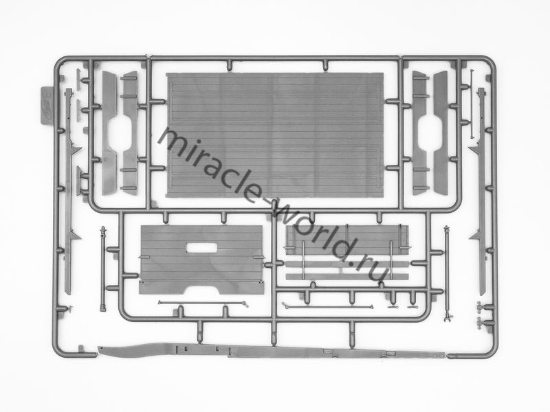 ICM 35413 Ford G917T образца 1939г. /грузовой автомобиль/ 1/35