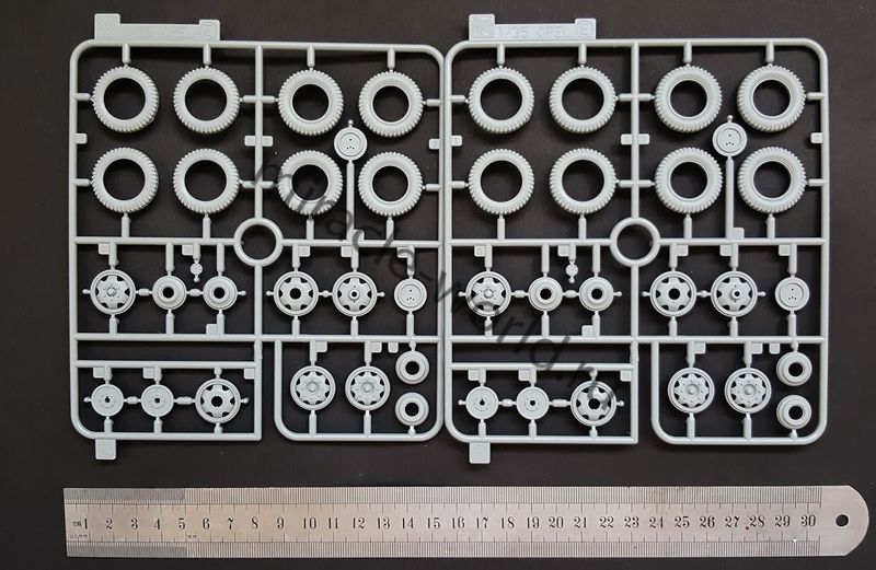 Dragon 6828 German 3t 4x2 Cargo Truck "Opel Blitz" w/2cm FlaK 38 (2 in1 ...