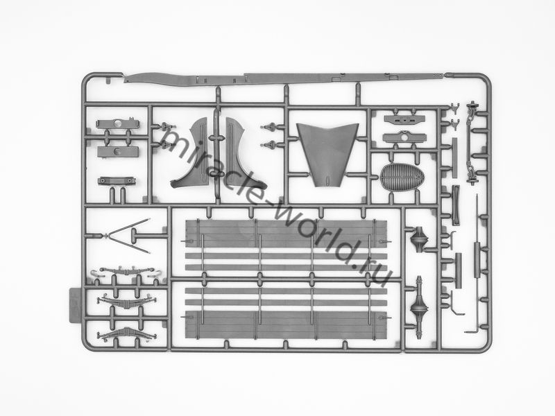 ICM 35413 Ford G917T образца 1939г. /грузовой автомобиль/ 1/35