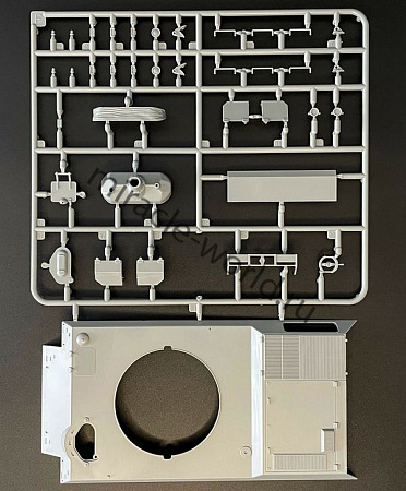 Бронетехника / Военные автомобили / Артиллерия 1: 35